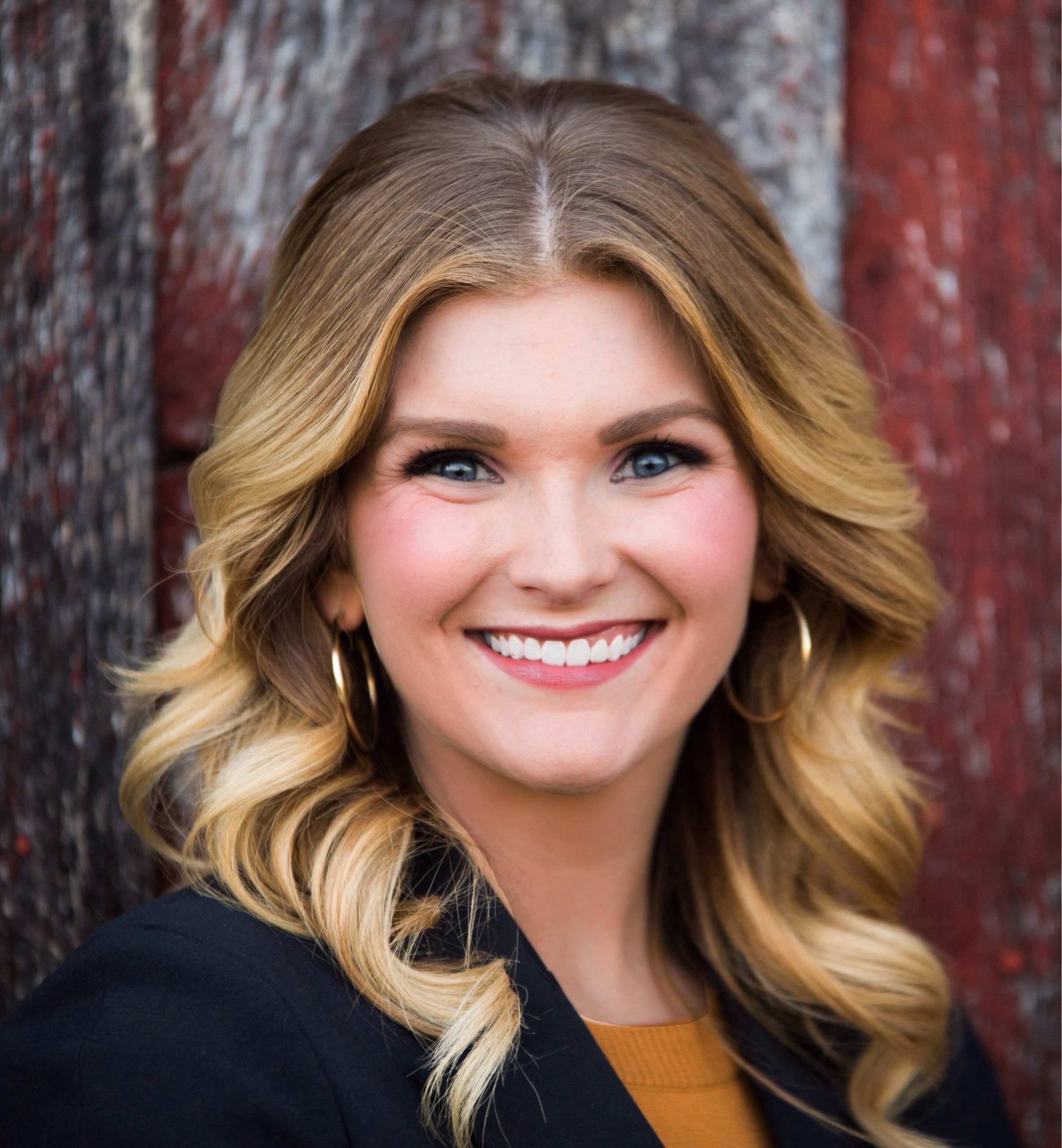 Jennifer Sims | Lindsey & Associates