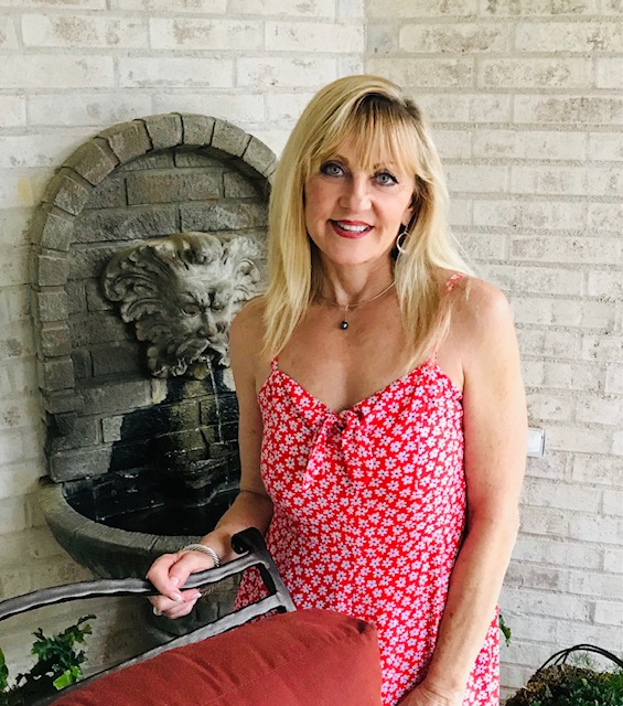 Debbie Osborne | Lindsey & Associates